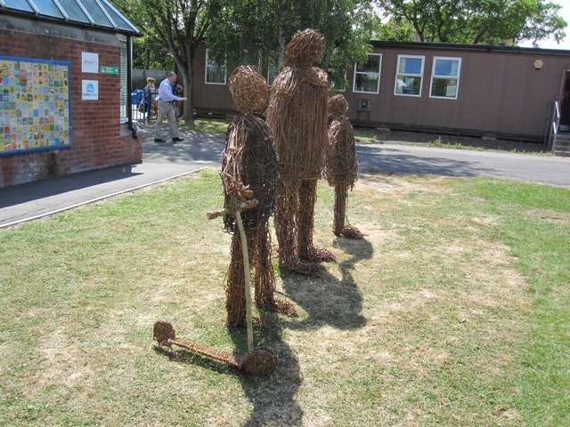 Willow People – Wiltshire - Angela Morley Garden Design